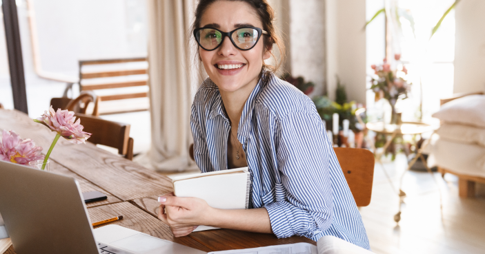 Los retos y las oportunidades de estudiar y trabajar al mismo tiempo.